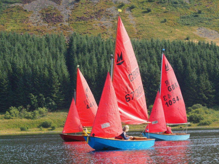 St. Mary’s Loch Sailing Club – Sailing and Social in the Scottish ...